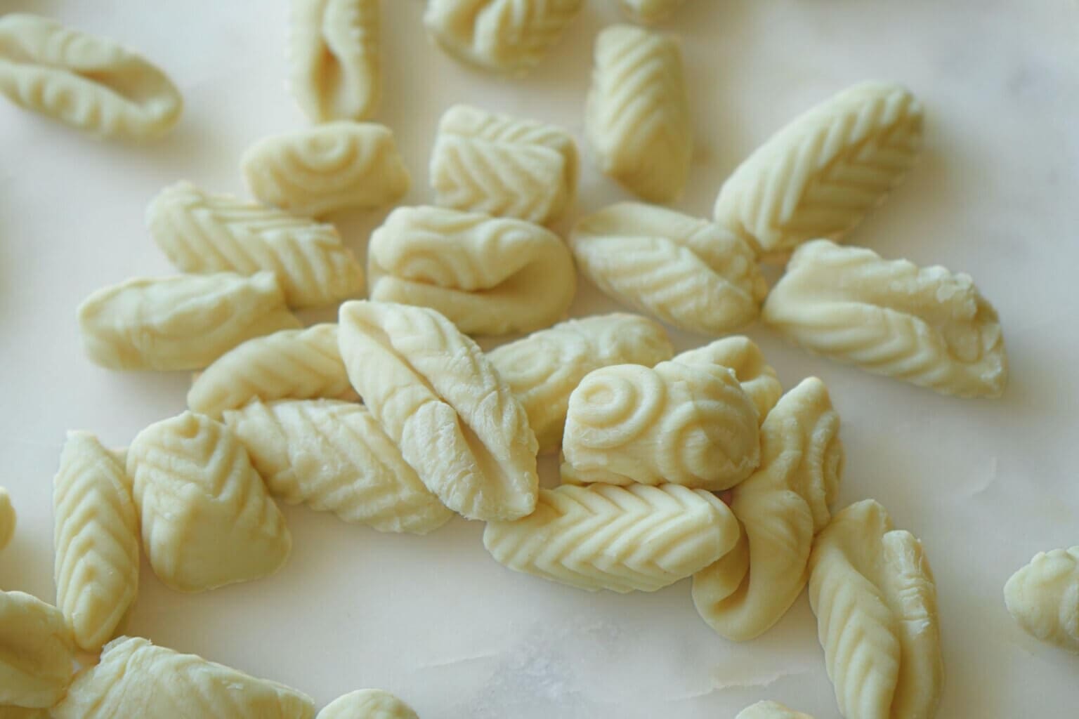 How To Use a Gnocchi Board To Shape Homemade Pasta - moon + magnolia